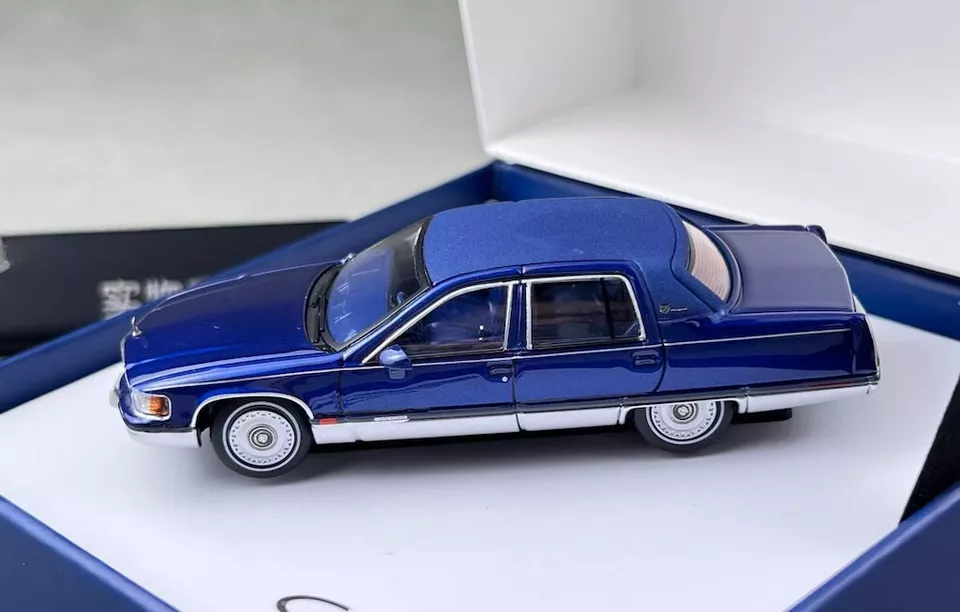 CADILLAC FLEETWOOD BLUE IN BOX 1/64 DIECAST CAR MODEL BY GOC MODELS ...