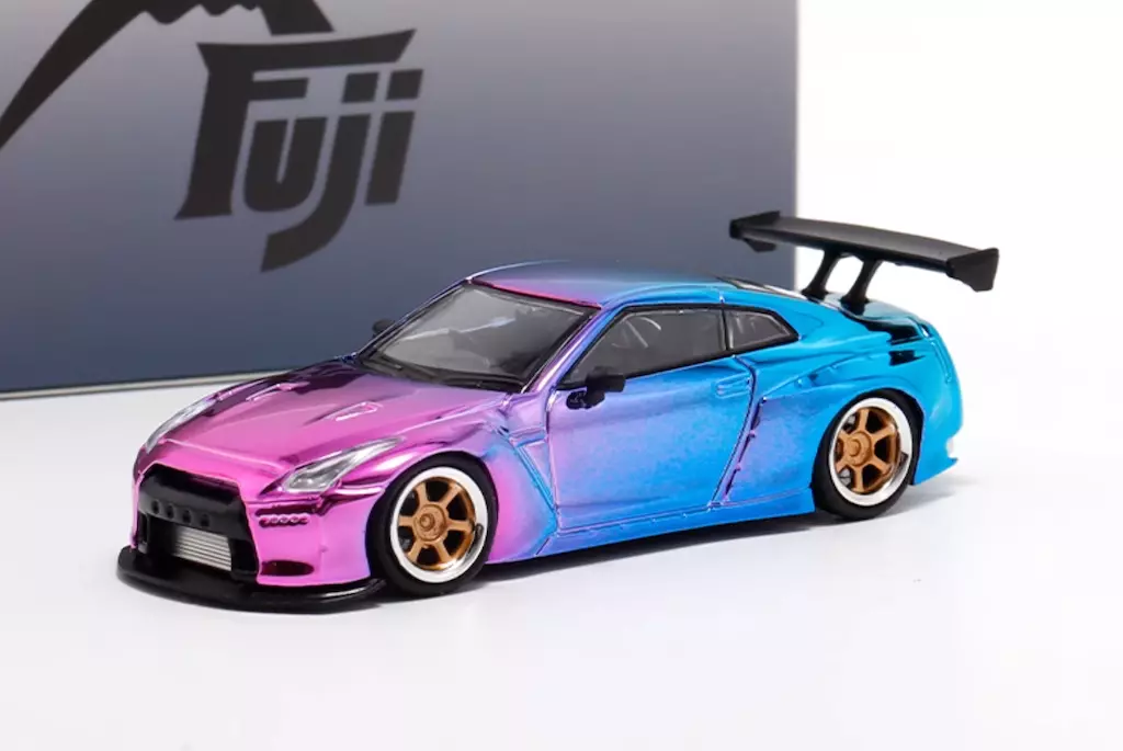 NISSAN SKYLINE GT-R R35 PANDEM ROCKET BUNNY CHROME PINK BLUE 1/64 BY ...