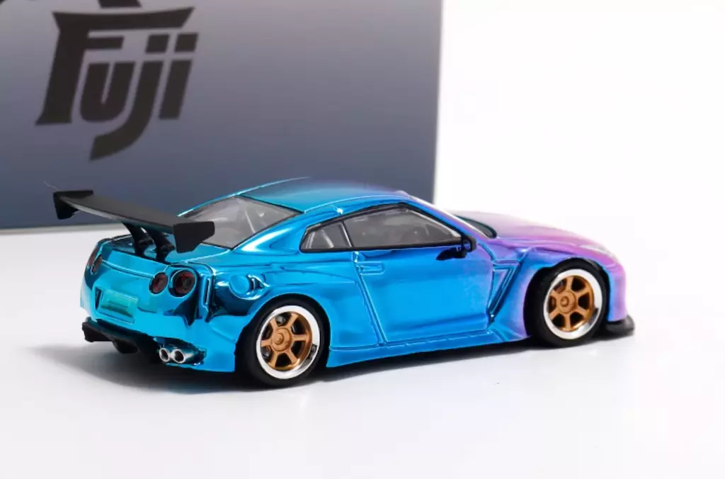 NISSAN SKYLINE GT-R R35 PANDEM ROCKET BUNNY CHROME PINK BLUE 1/64 BY ...
