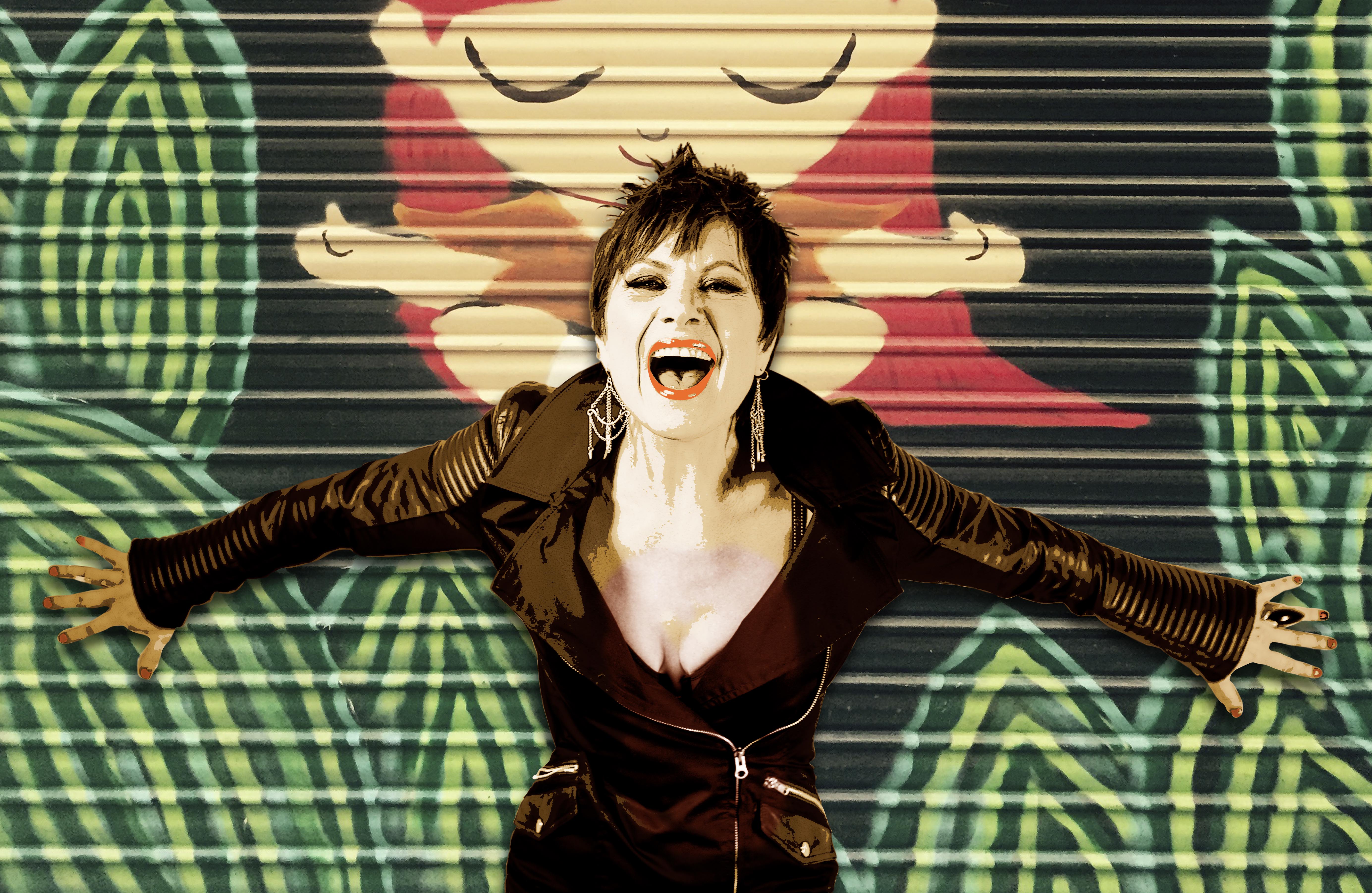 Elaine Caswell | Vocal Powerhouse