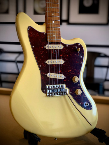 PreOrder! JazzCaster - Vintage Cream | Custom Build Guitars