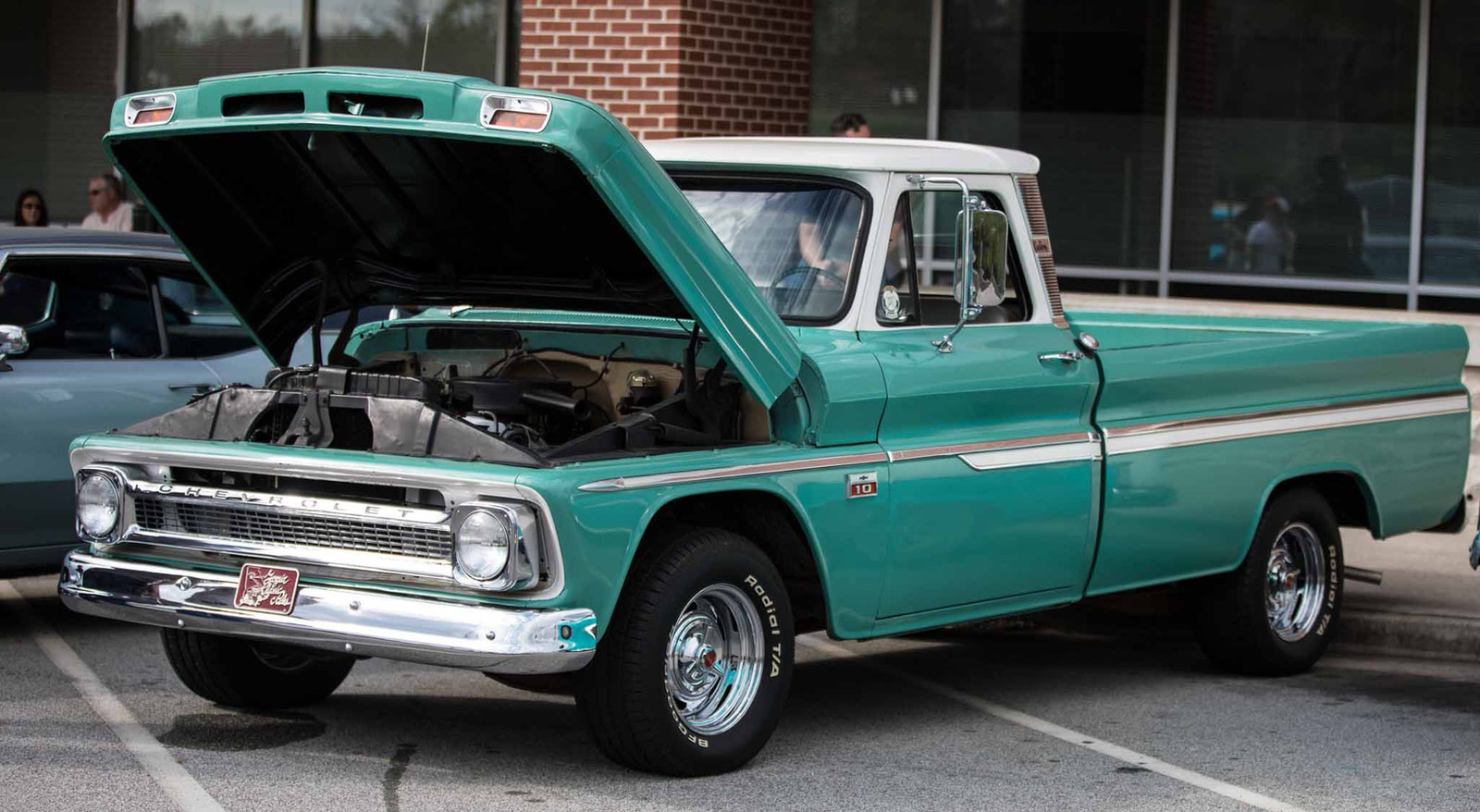 Fullscreen Page | Georgia Classic