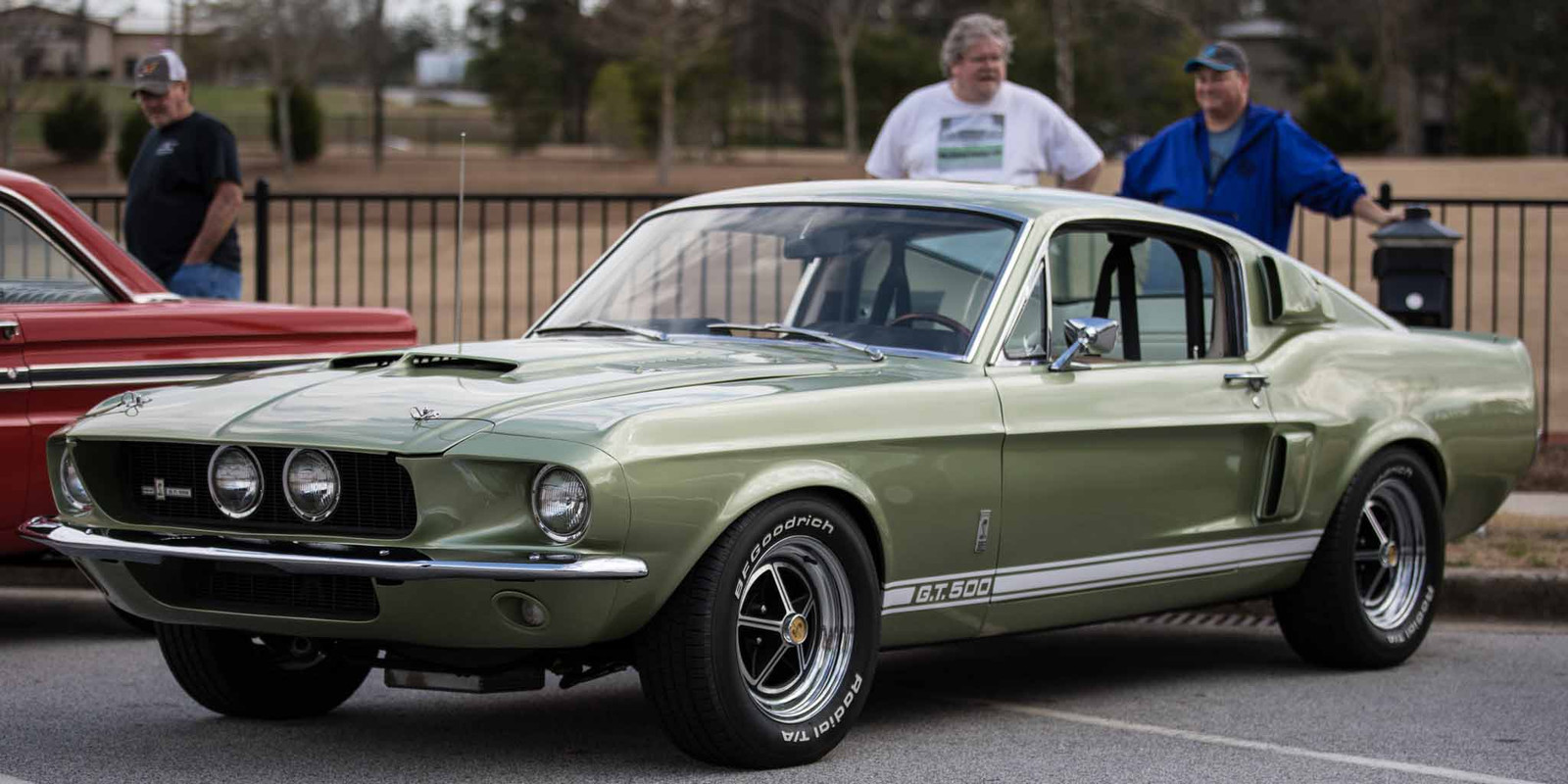 Fullscreen Page | Georgia Classic