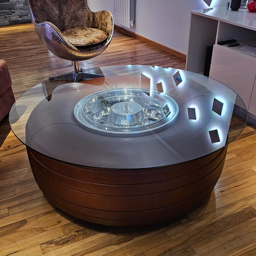 Boeing 747 Leather Wheel Table | Estilo Hangar