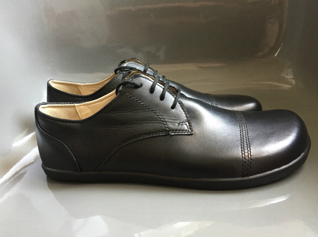 The Ultimate Minimalist Dress Shoe Guide for Men 2024