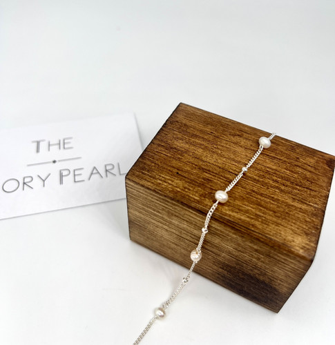 Cassie | The Ivory Pearl