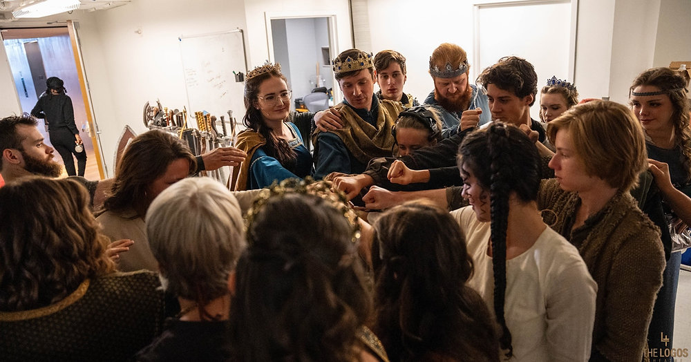 4 Practical Ways to Minister to Your Cast