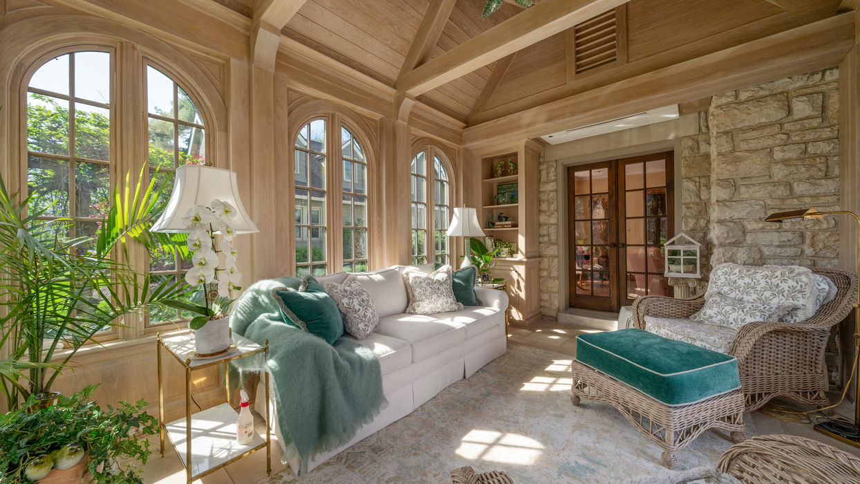 UPPER ARLINGTON EXTERIOR PAINTING | CLASSIC PAPERING & PAINTING INC.