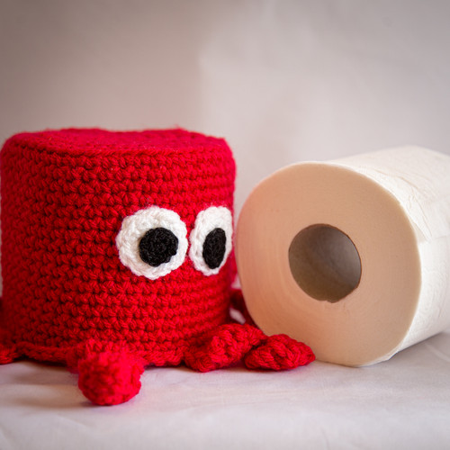 Octopus Toilet Roll Cover | Creativecarole