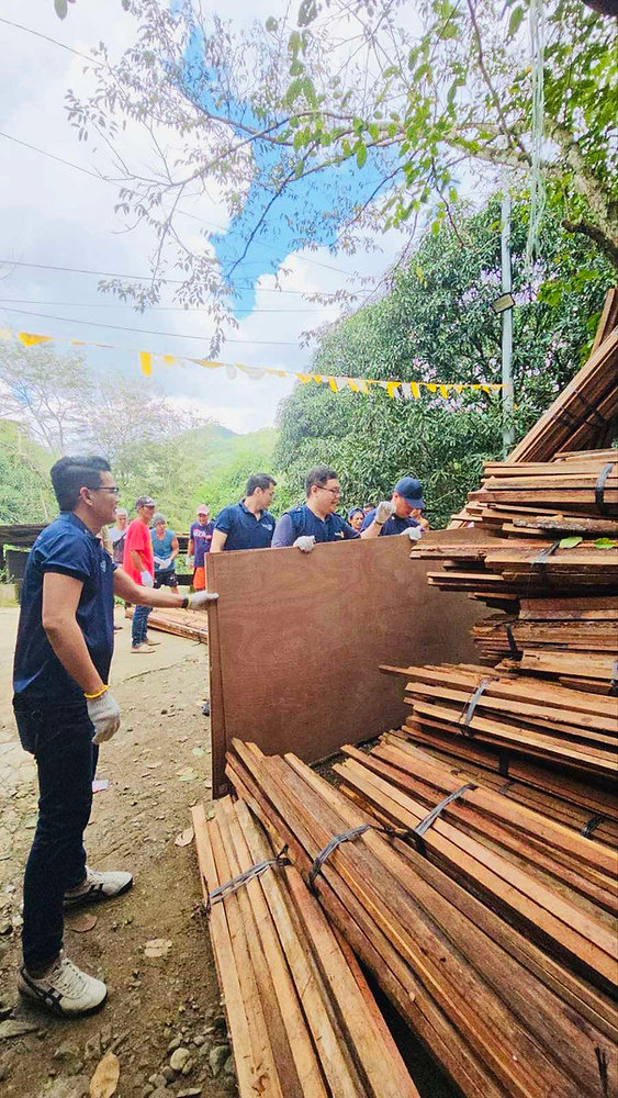RC Cebu Port Centre’s Second Tranche of Hope for Barangay Lusaran ...