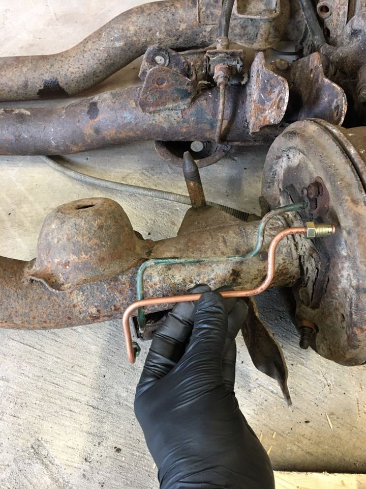 Mk2 Rear axle brake pipes | SB Parts