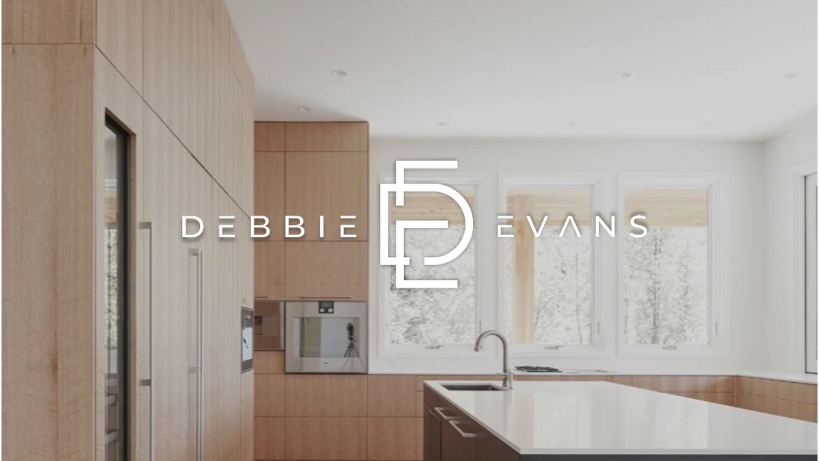Luxury Interior Designer | Debbie Evans Design West Vancouver