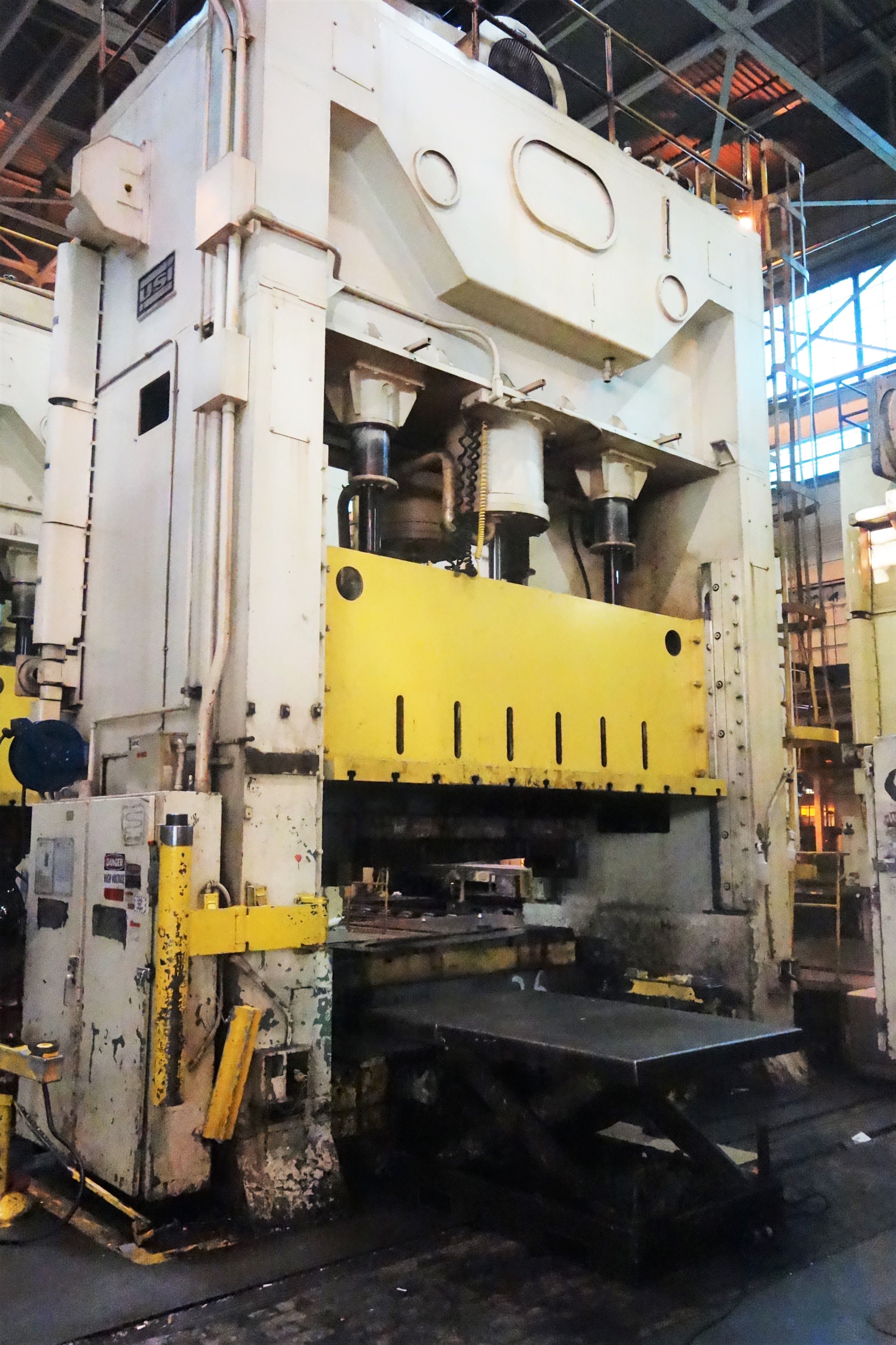 600 Ton Clearing Stamping Press For Sale | Diamond Presses