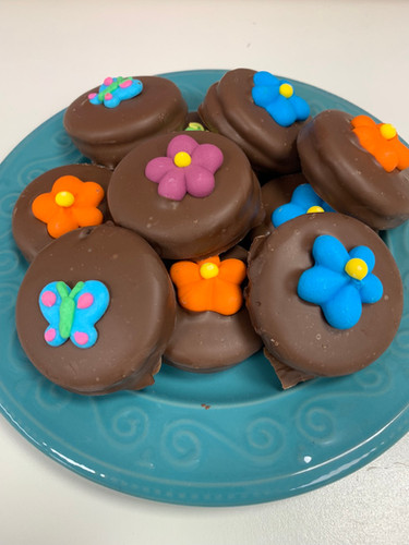 Decorated Chocolate Covered Oreos | Fawn Candy