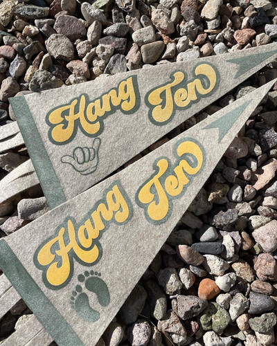 Hang ten pennant | madspirit