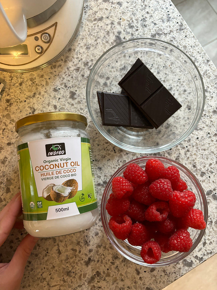 Indulgent and Easy: Dark Chocolate Raspberry Bark Recipe