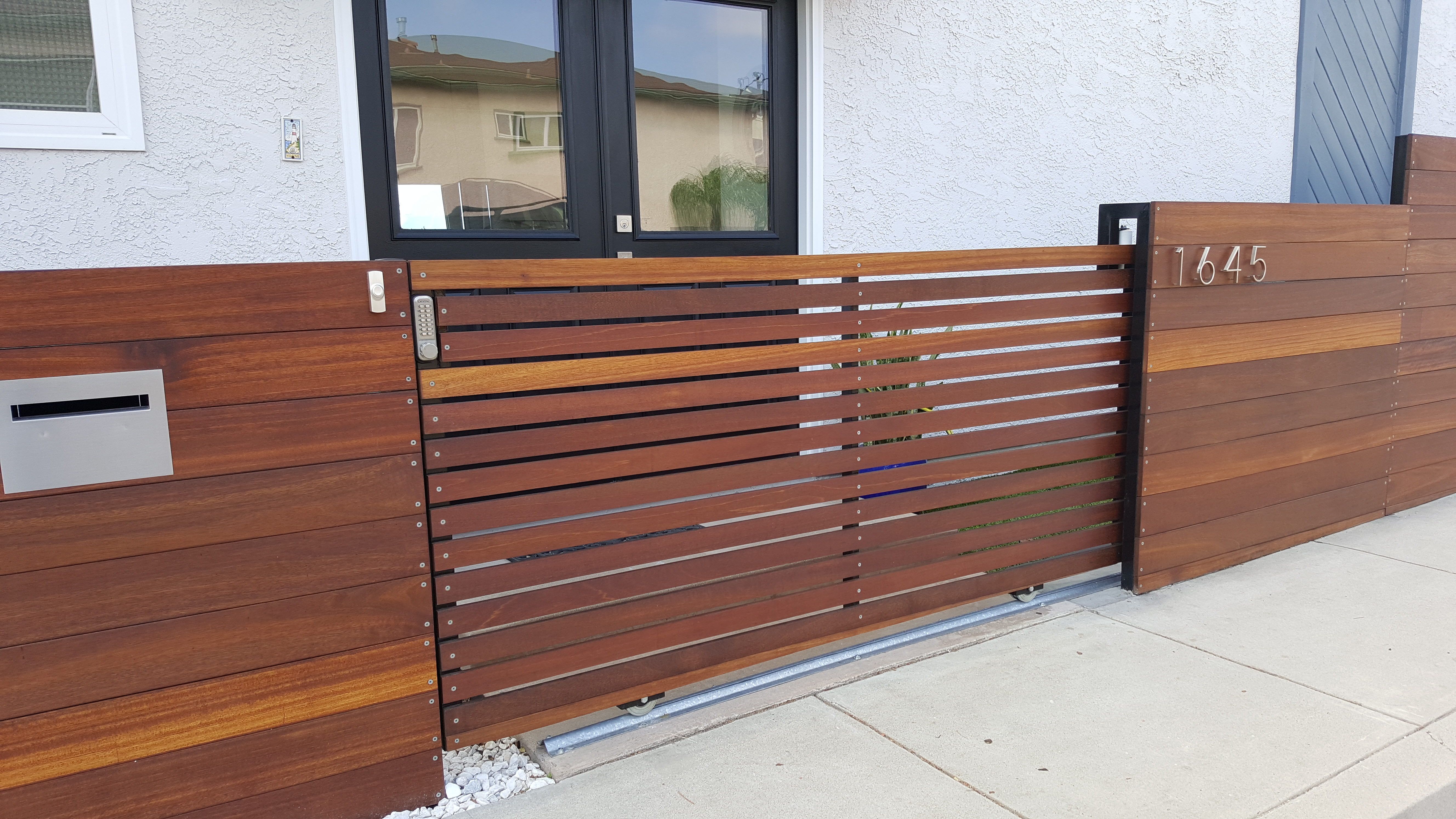 Wood Gates | torrancefence