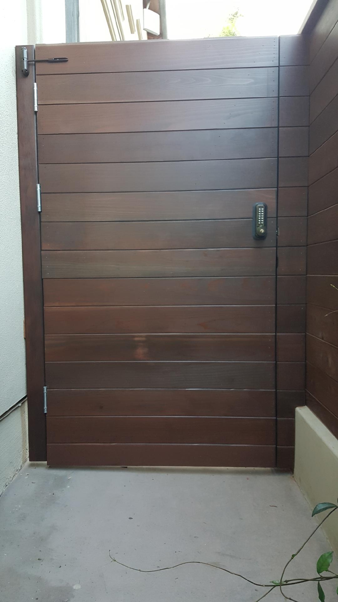 Wood Gates | torrancefence