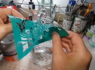 How to use self-adhesive stencils? | Arabesque