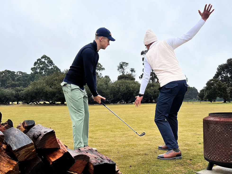 Golf And Lifestyle | Angus And Grace Go Golfing | Australia