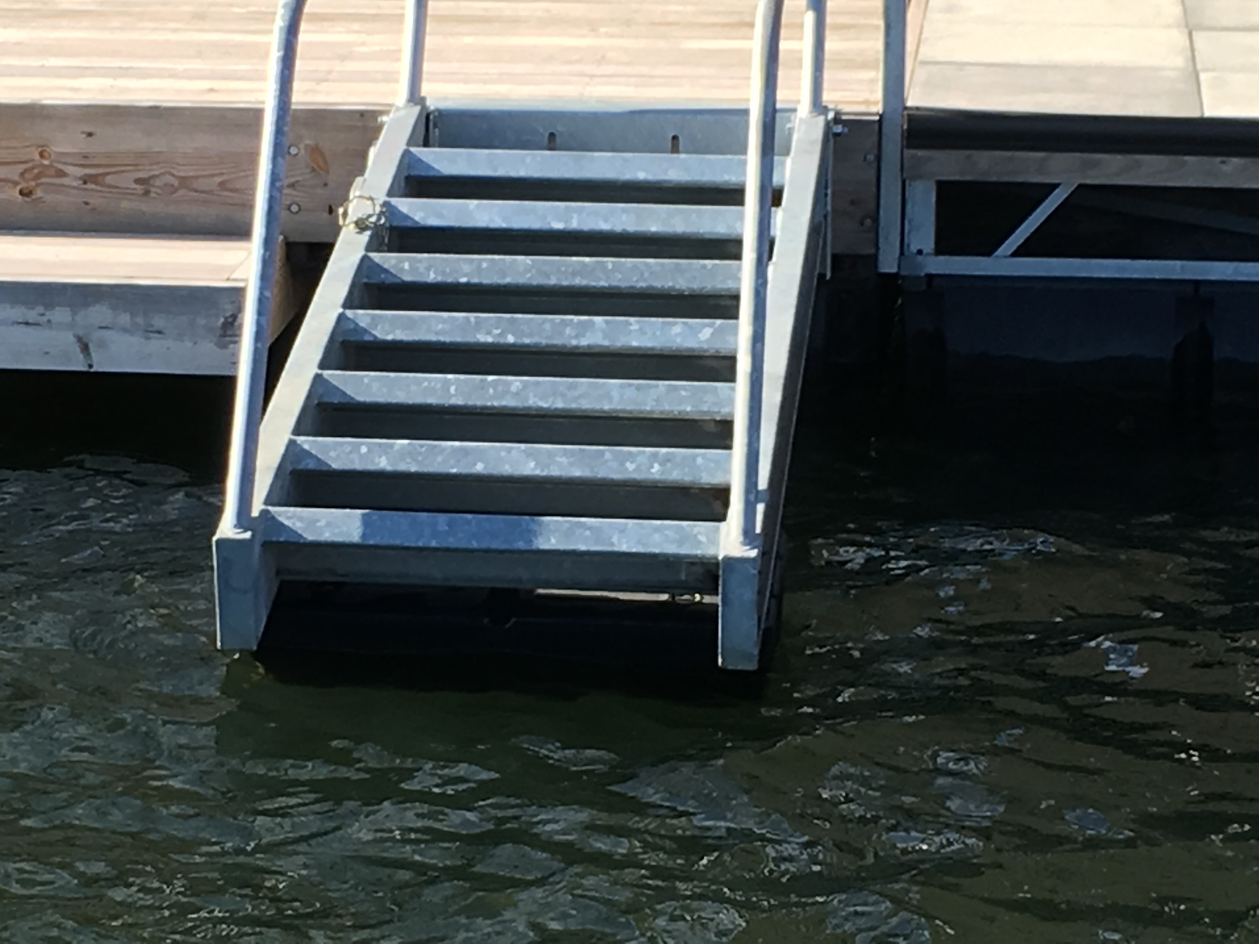 Floating Boat Dock Builders, Dealers and Repair | Midwest Docks