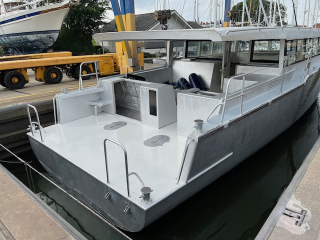 LRC Design & Build - Yacht Naval Architects
