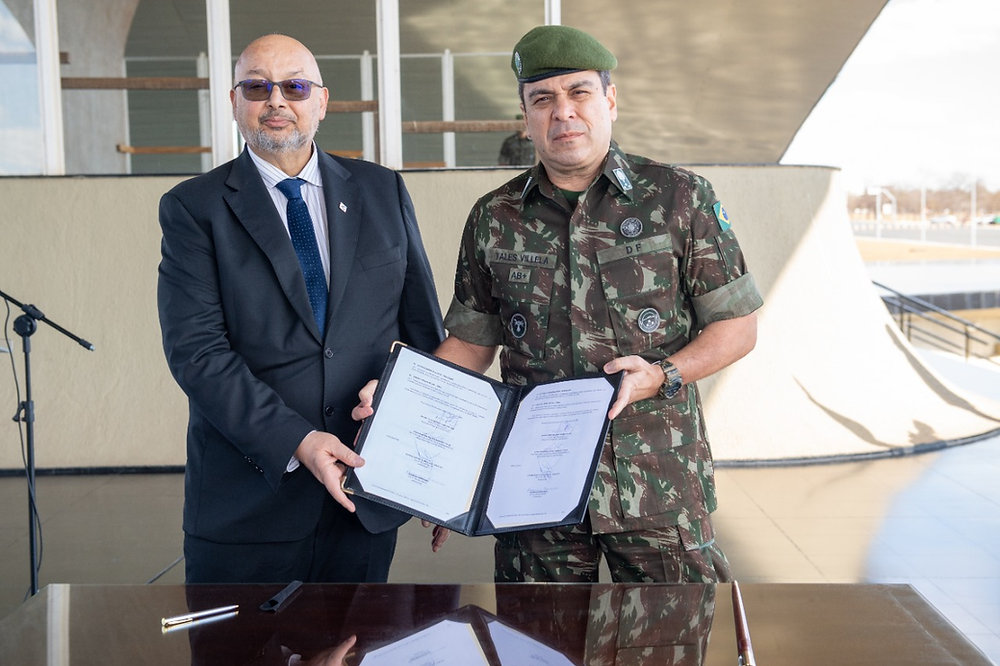 AKAER SIGNS A CONTRACT WITH THE BRAZILIAN ARMY TO MODERNIZE THE CASCAVEL