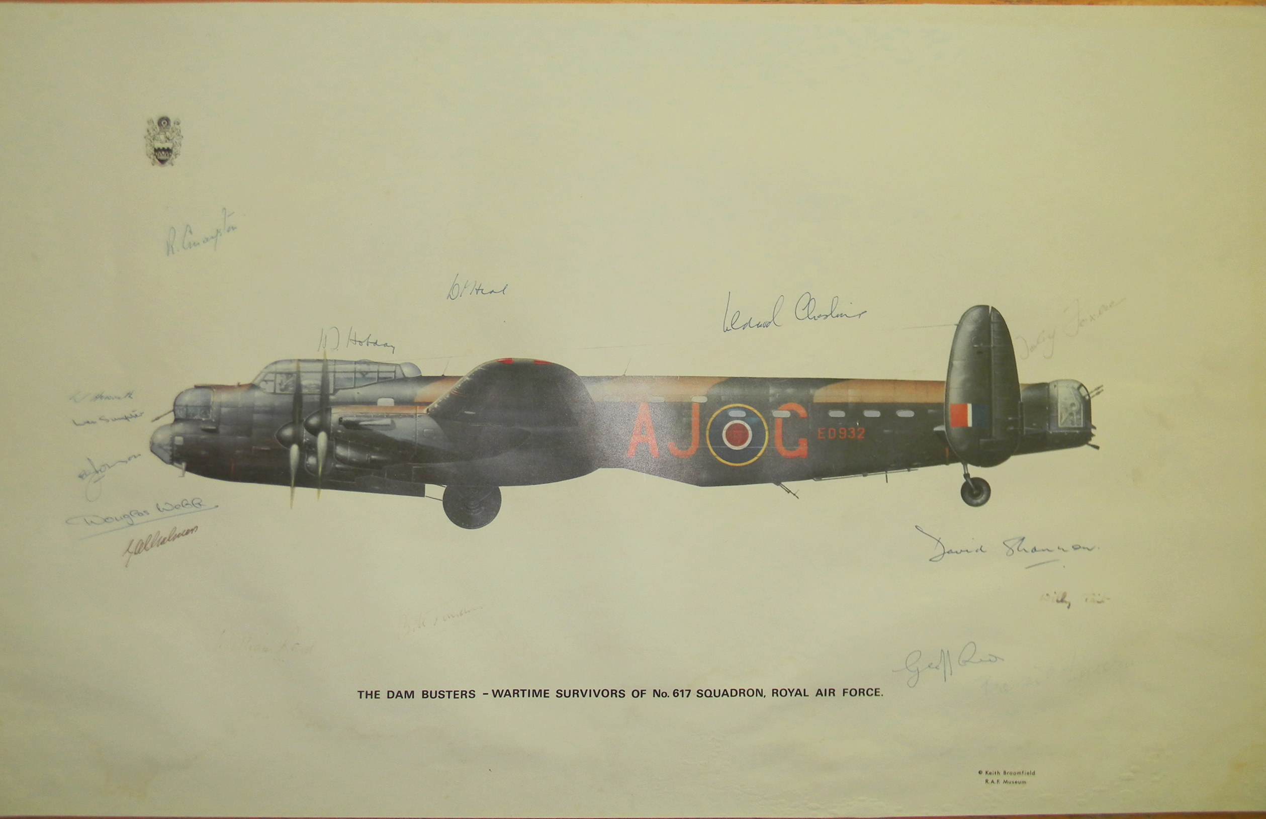 Autographs / Art / Personality / Items | vintageflyinghelmets