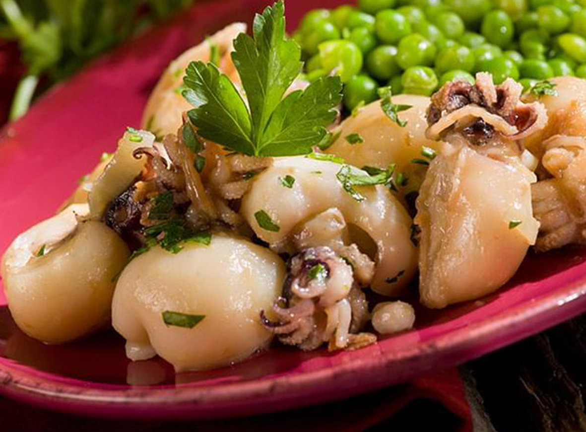 Braised Baby Cuttlefish & Green Peas in Parsley & Garlic Sauce 香草蒜茸醬燉野 ...