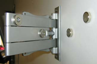 Master Mounts Magnet Locking Kit 3/4" for TV Mounts & RV Cabinets ...