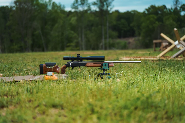 Titano -- F-Class Competition Chassis - Walnut | EXTREME RIFLES