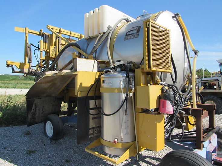 2005 1800 gal Benson Liquid System (Booms Available) | Superiorservices