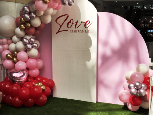 3 Piece Curved Backdrop | Special Events H&L
