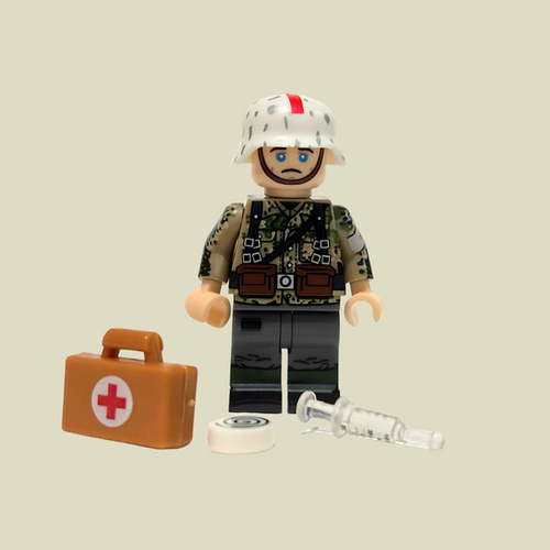 WWII German Medic | Brick Armies
