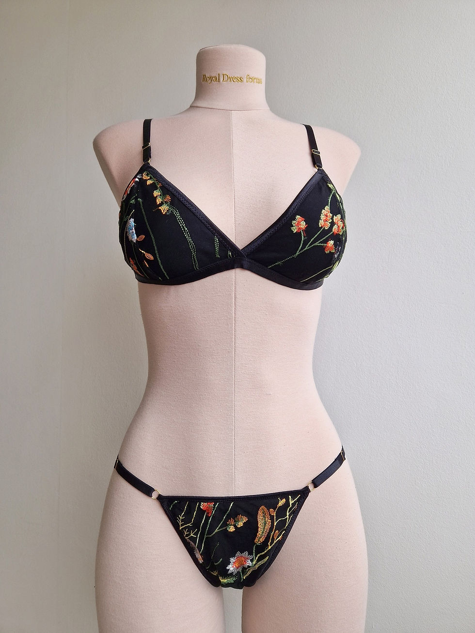 Croatian Handmade Lingerie | Shobain
