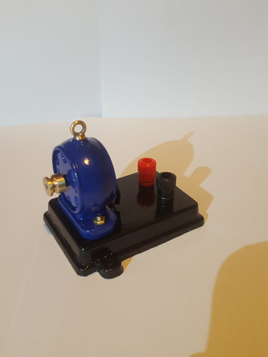 Dynamo/Generator, with base and screw terminals | cringle engineering