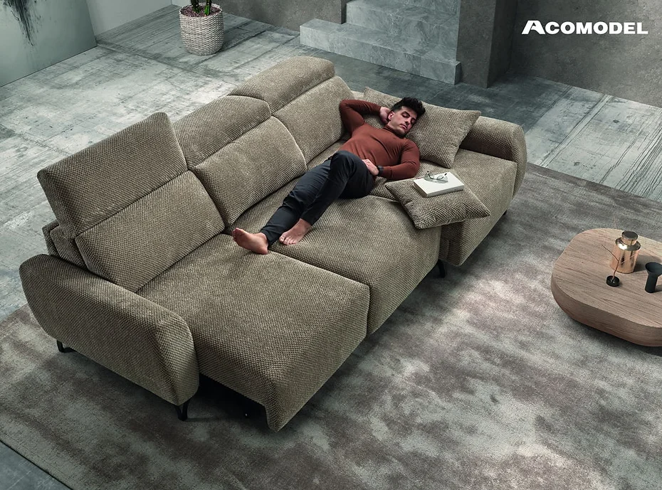 Sofá 3 asientos deslizante motor Solio de Acomodel | Divinity Muebles