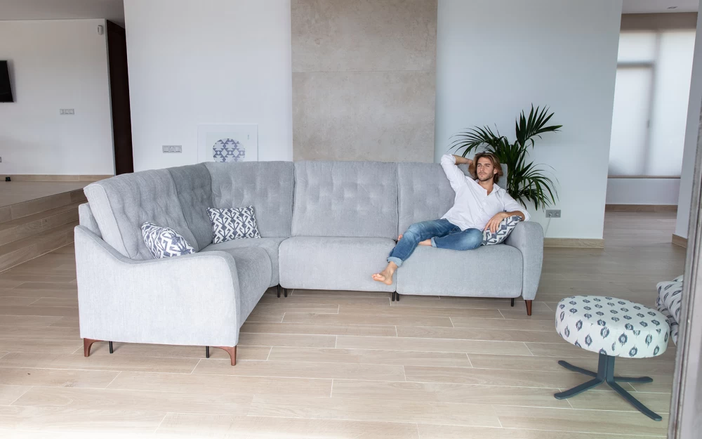 Rinconera Avalon relax motorizado de Fama | Sofassimo