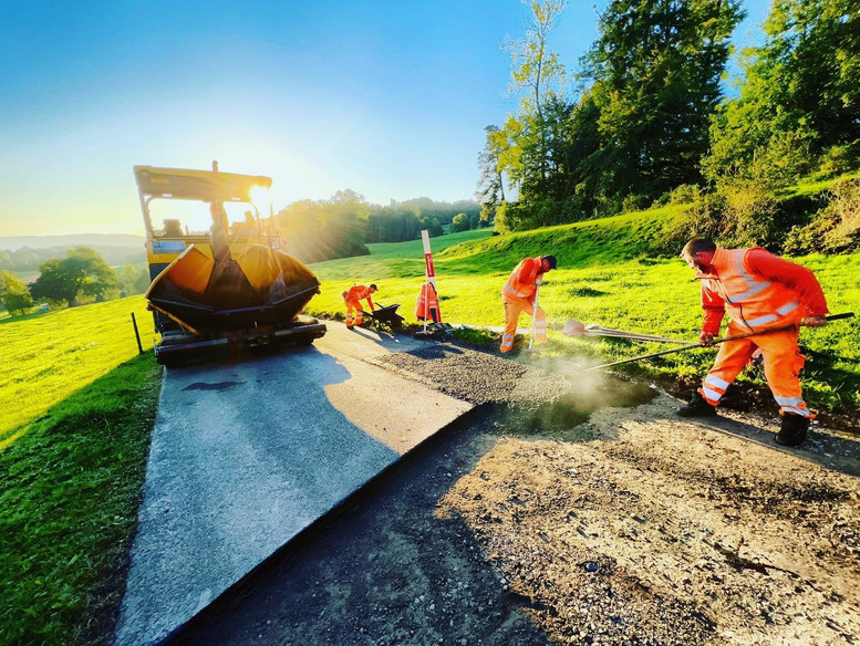 Hermann Greminger Tiefbau AG | Bagger und Tiefbau Unternehmen