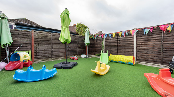 Apple Tree Day Nursery | Ofsted Registered | Portsmouth | United Kingdom