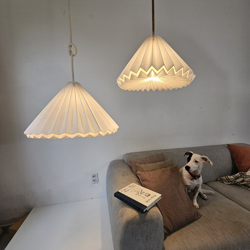 Lighting Fixture with Origami Flower shape | consolidabrazil