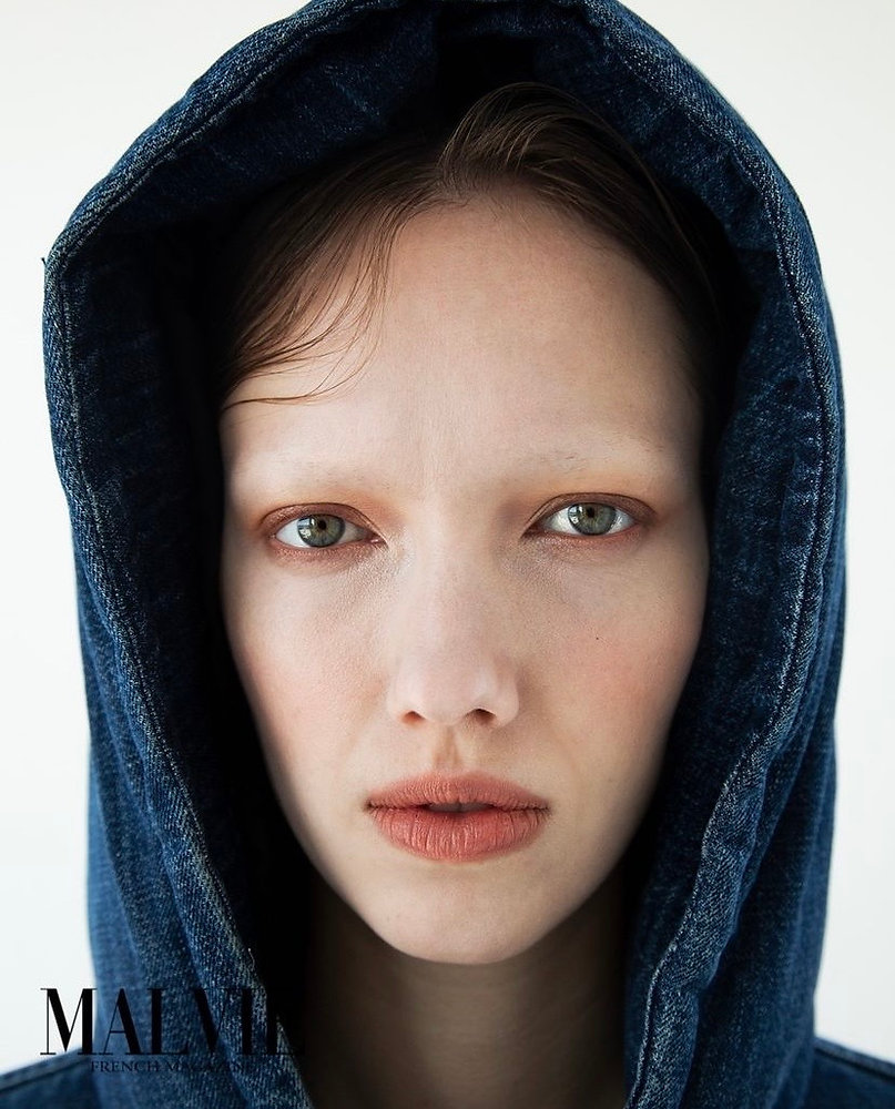 Invisible Brows: All The It-Girls Are Obssessed With Bleaching Their Brows