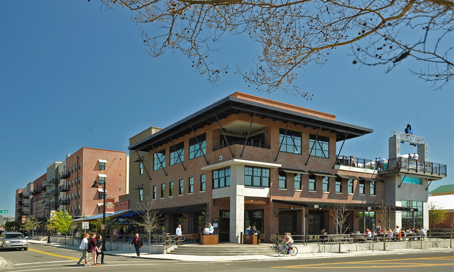 Collegetown I, Commercial