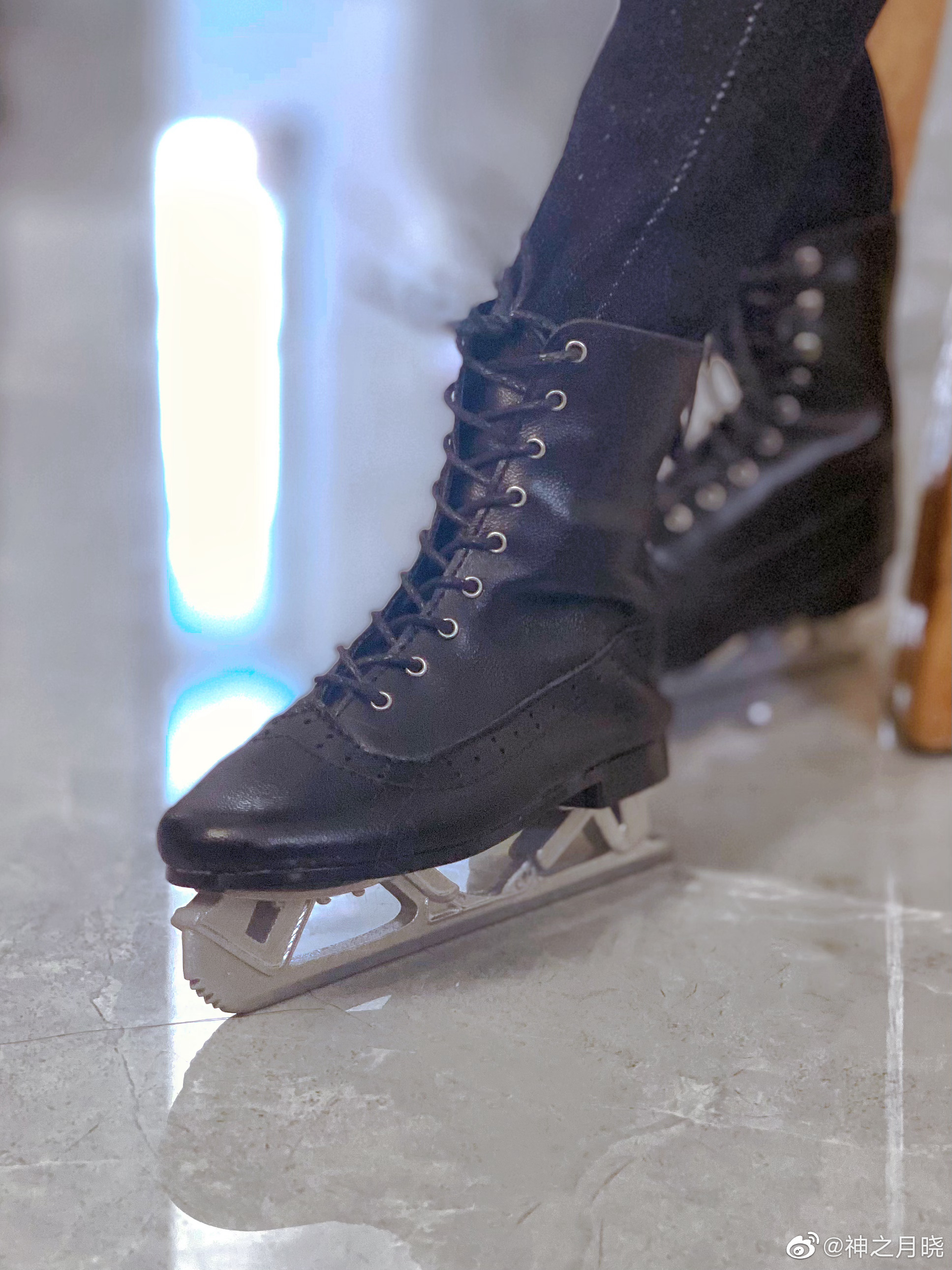 Limited Items - Beautiful Skates!!!! | Den of Angels