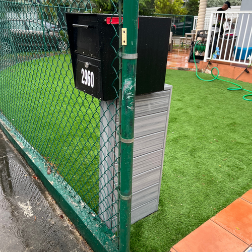 Composite Top-Mount Mailbox | Bellamastermailbox B