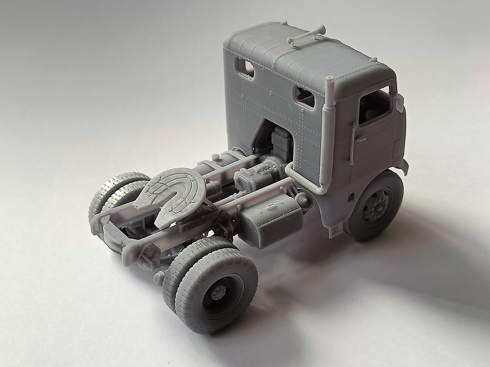 Trucks 1/25 | Scale Collectibles
