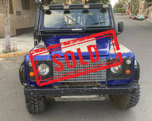 Defender 90 Pick Up 1986 Motor 300 tdi | Xeduz Classics