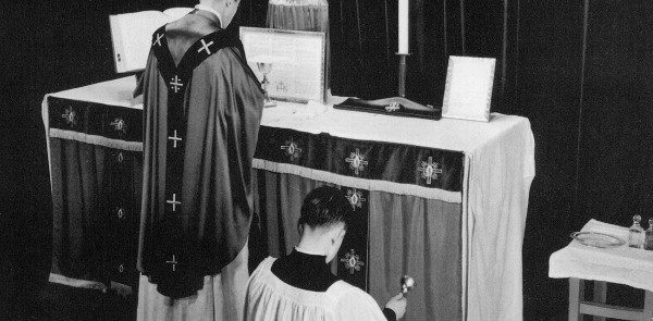 The altar bell: part 2 (when to ring and how many times)