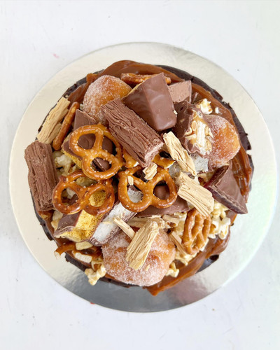 BON BON CAKE | Tomboy