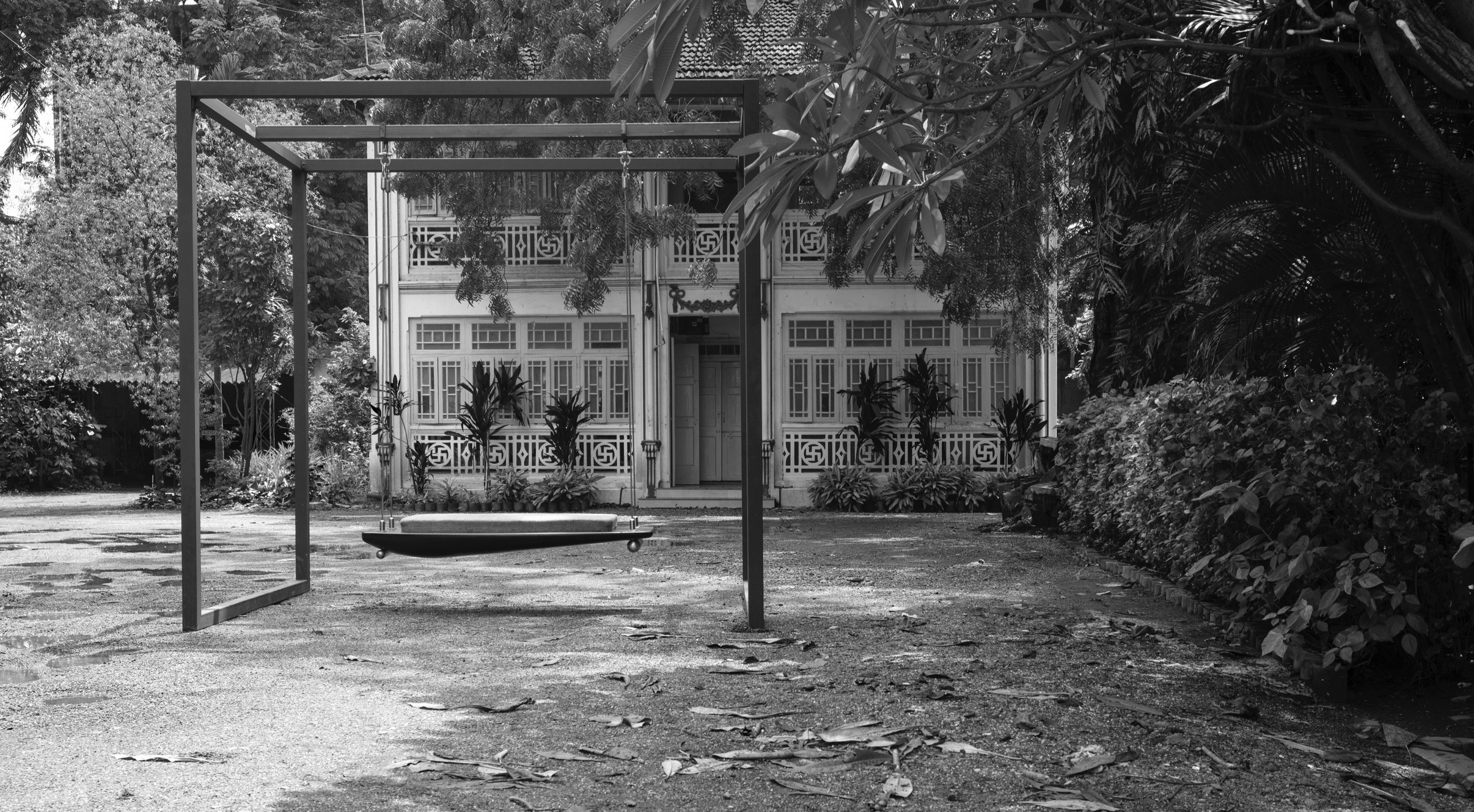 ECLIPSE| POD | P.O.D PIECES OF DESIRE | India